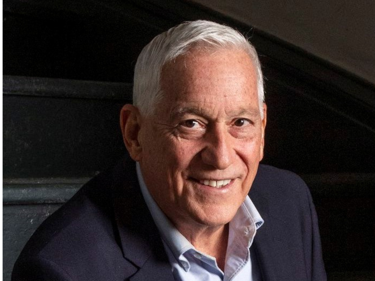 Walter Isaacson: The Greatest Sentence Ever Written - Glazer Hall